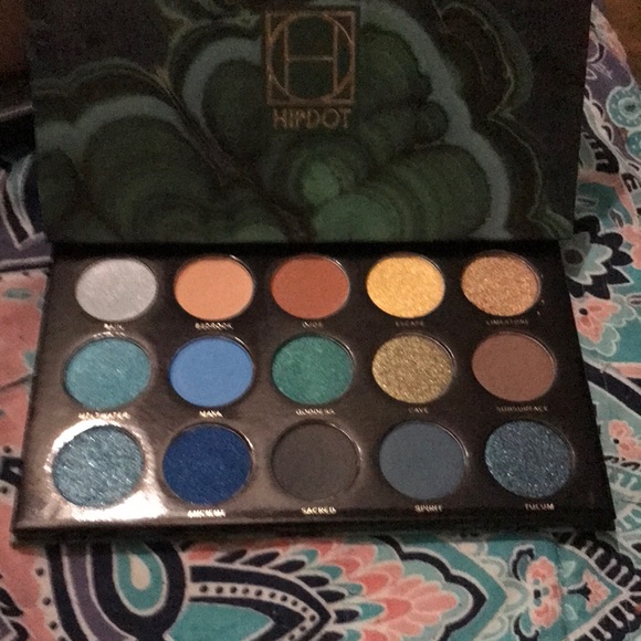 hipdot | Makeup | Hipdot Cenote Pressed Eyeshadow Palette Newopened ...